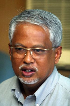 KBS Perlu Beri Penjelasan Dahulu Jika Mahu Saman – Mahfuz Omar - Semasa ...