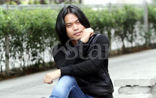 'Modern Rock' Konsep Album Baru Firman - Video | mStar