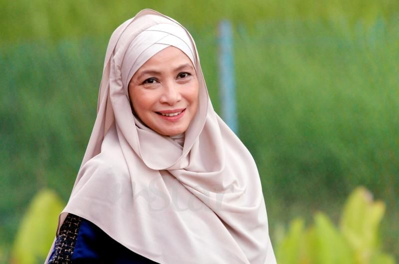 Aida Khalida Peroleh Ketenangan Walaupun Diuji - Video | mStar