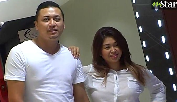 "Mula Anggap Adik, Akhirnya Jadi Kekasih" - Ieda Moin - Video | mStar