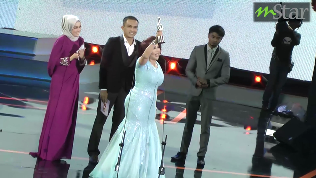 "Saya Pernah Dilihat Seperti Sampah Tepi Jalan" - Ifa Raziah - Video ...