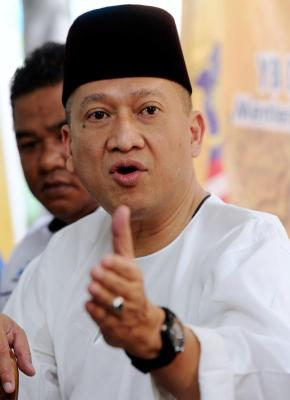 Nazri Akan Terus Kekal Sebagai Nazri - Semasa | mStar