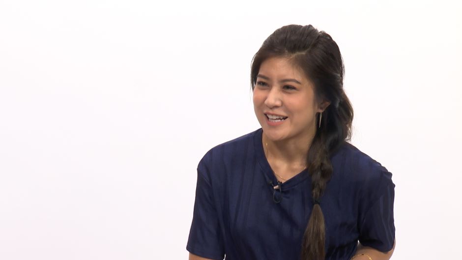 Berhenti Menyanyi? Tak Mungkin! - Elizabeth Tan - Video | mStar