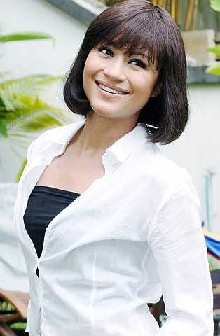Maya Karin Rancang Terbit Filem - Hiburan | mStar