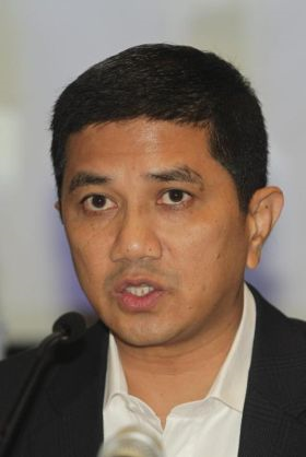 PKR Tampil Lebih Ramai Muka Baru - Azmin - Semasa | mStar