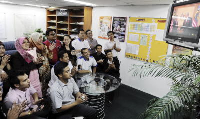 Parlimen Bubar, Tempoh Rakyat Berfikir Dengan Serius - Rencana | mStar