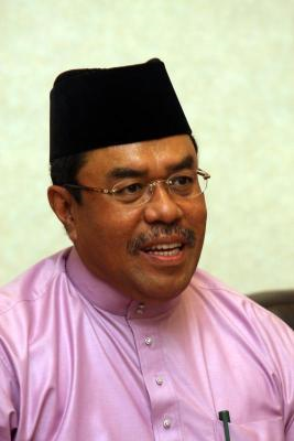 Tan Sri Aseh Che Mat Presiden Baharu Perbadanan Putrajaya - Semasa | mStar