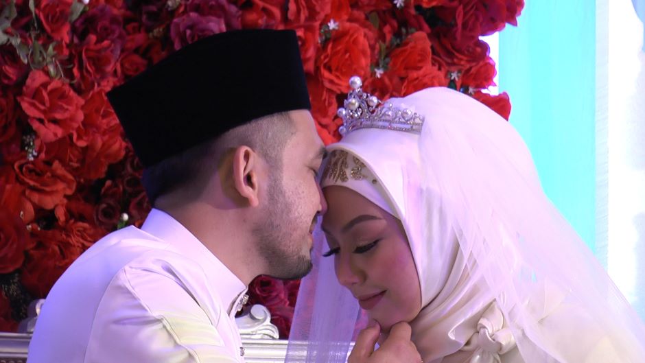 Lembaran Kasih Anis Al-Idrus - Video | mStar