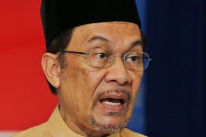 Kes Liwat Anwar: Mahkamah Benarkan Gugur Hakim - Semasa | mStar