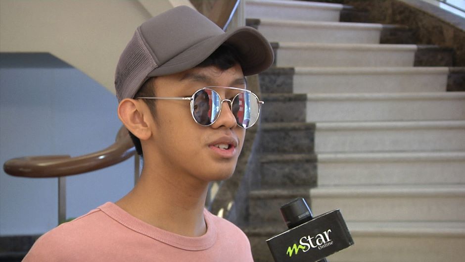 Ismail Izzani & Haqiem Rusli Berebut Peminat? - Video | mStar