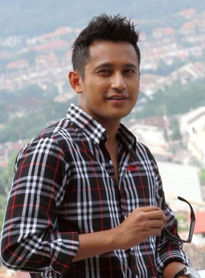 Shah Iskandar Akui Selesa Dampingi Rozita Che Wan - Hiburan | mStar